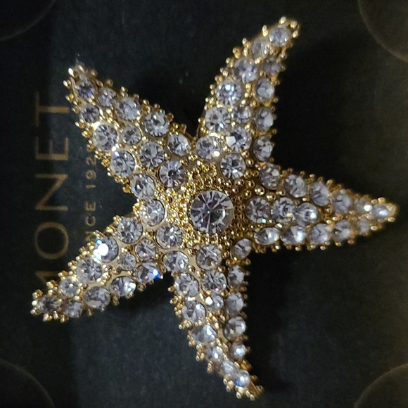 Monet | Jewelry | 3 Items Monet Beautiful Sparkling Holiday Pins With ...